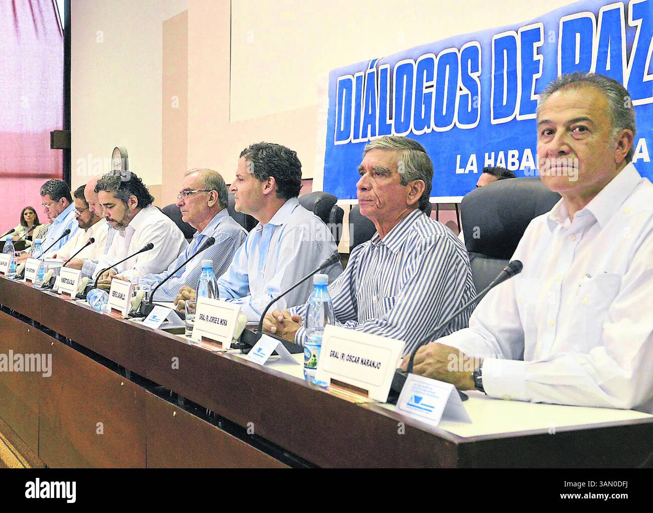 Acuerdo de la habana hi-res stock photography and images - Alamy