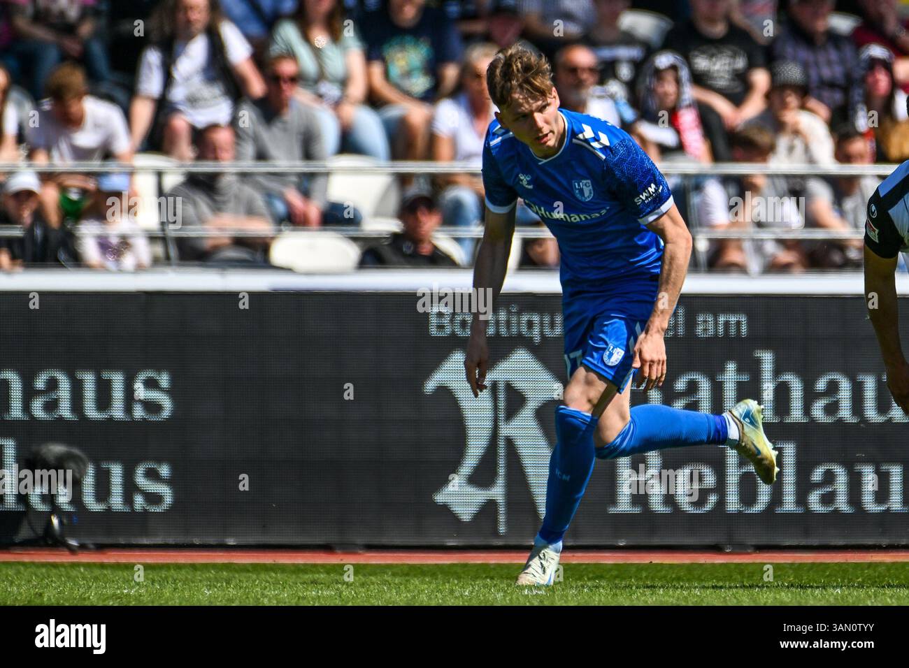 12.04.2025, Donaustadion, Ulm, GER, 2. BL, SSV Ulm 1846 vs 1. FC Magdeburg, im Bild Philipp ...