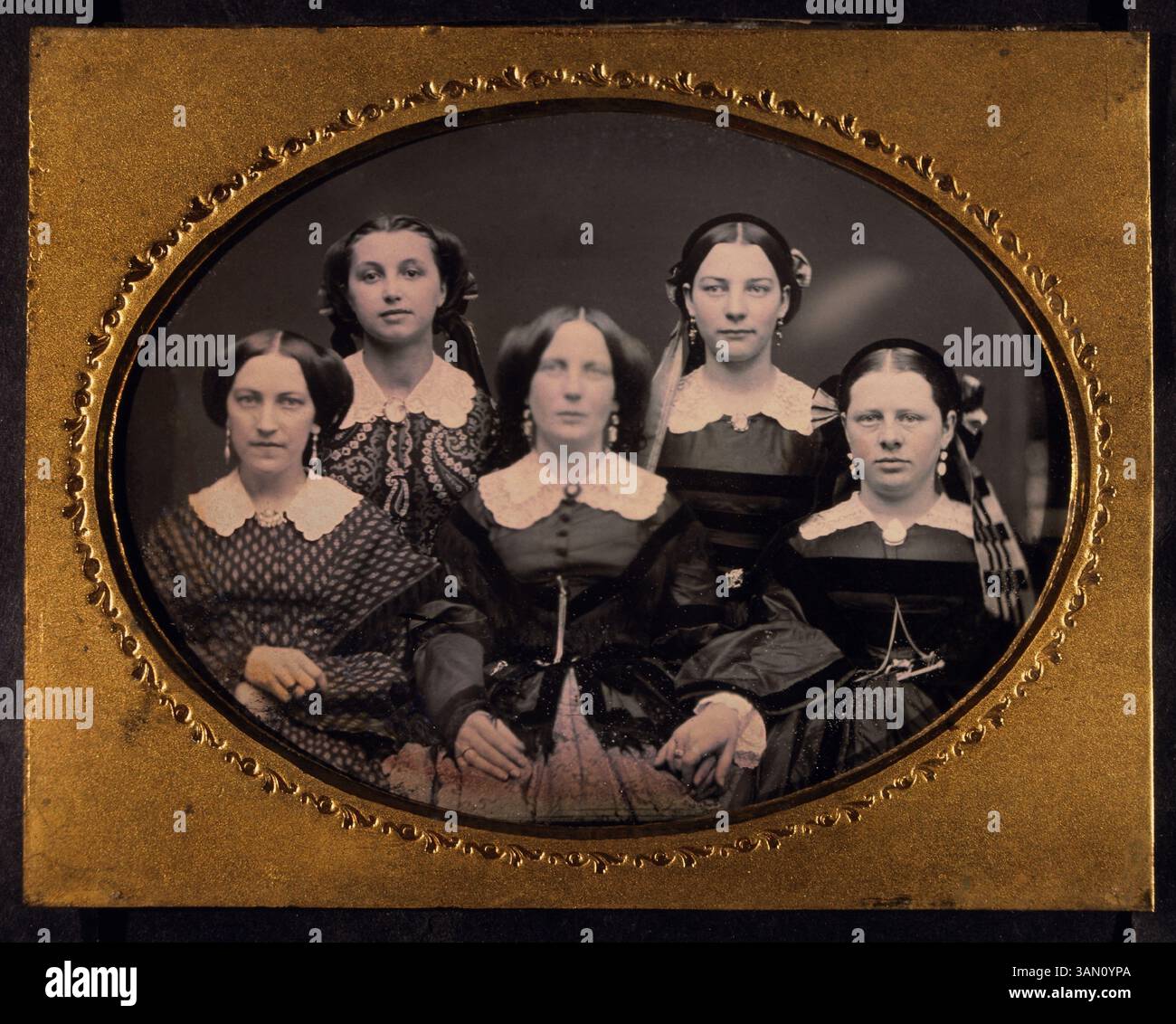 June 1, 1900 - Group of Generational Women, Portrait, Daguerreotype ...