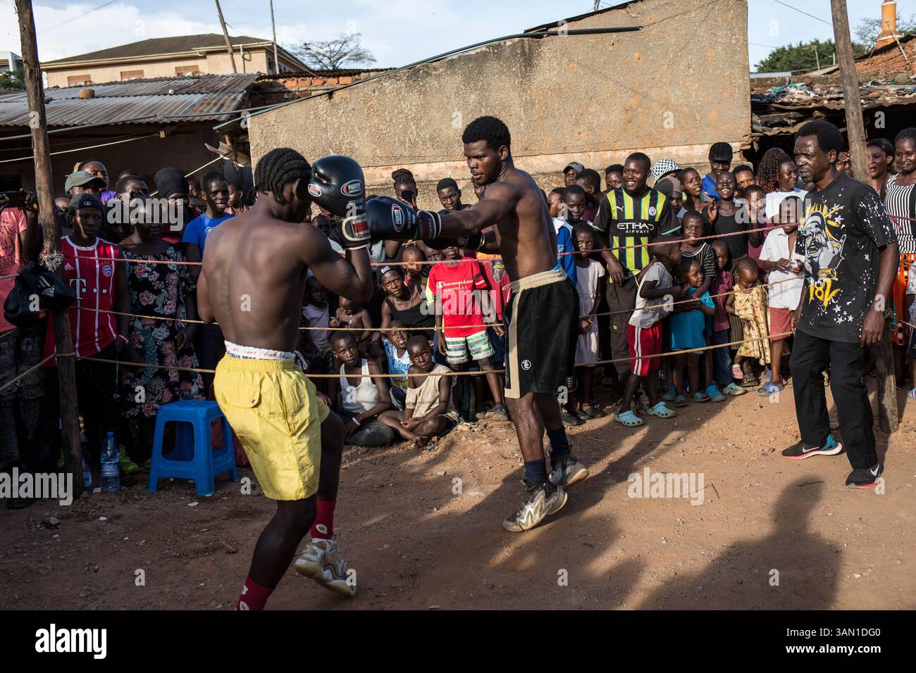 Maureen ajambo boxing hi-res stock photography and images - Alamy