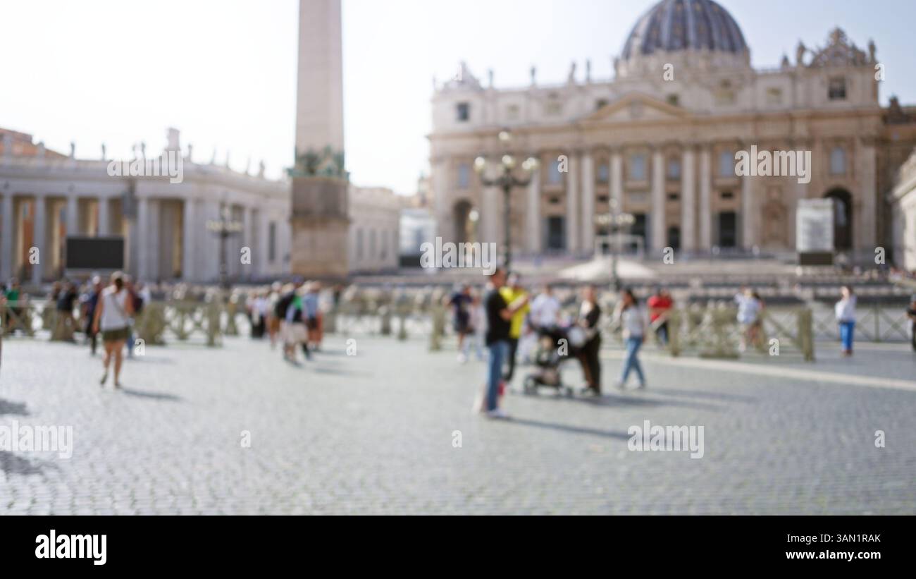 Blurred crowd in vatican city's saint peter basilica square with people ...