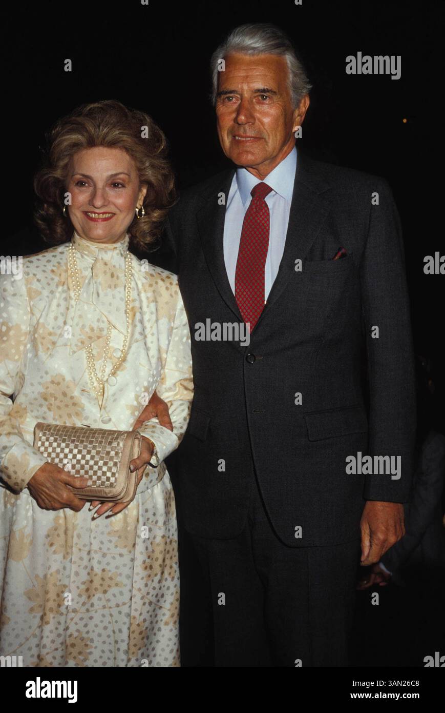 Dec. 00, 1984 - JOHN FORSYTHE WITH HIS WIFE JULIE WARREN 1984.# 13262 ...