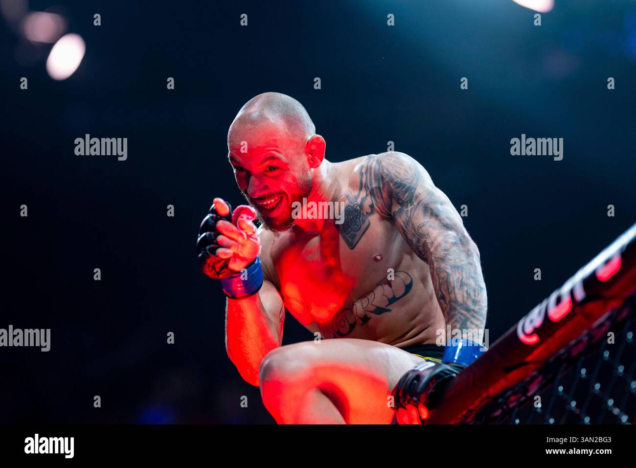 Portrait in octagon hi-res stock photography and images - Alamy