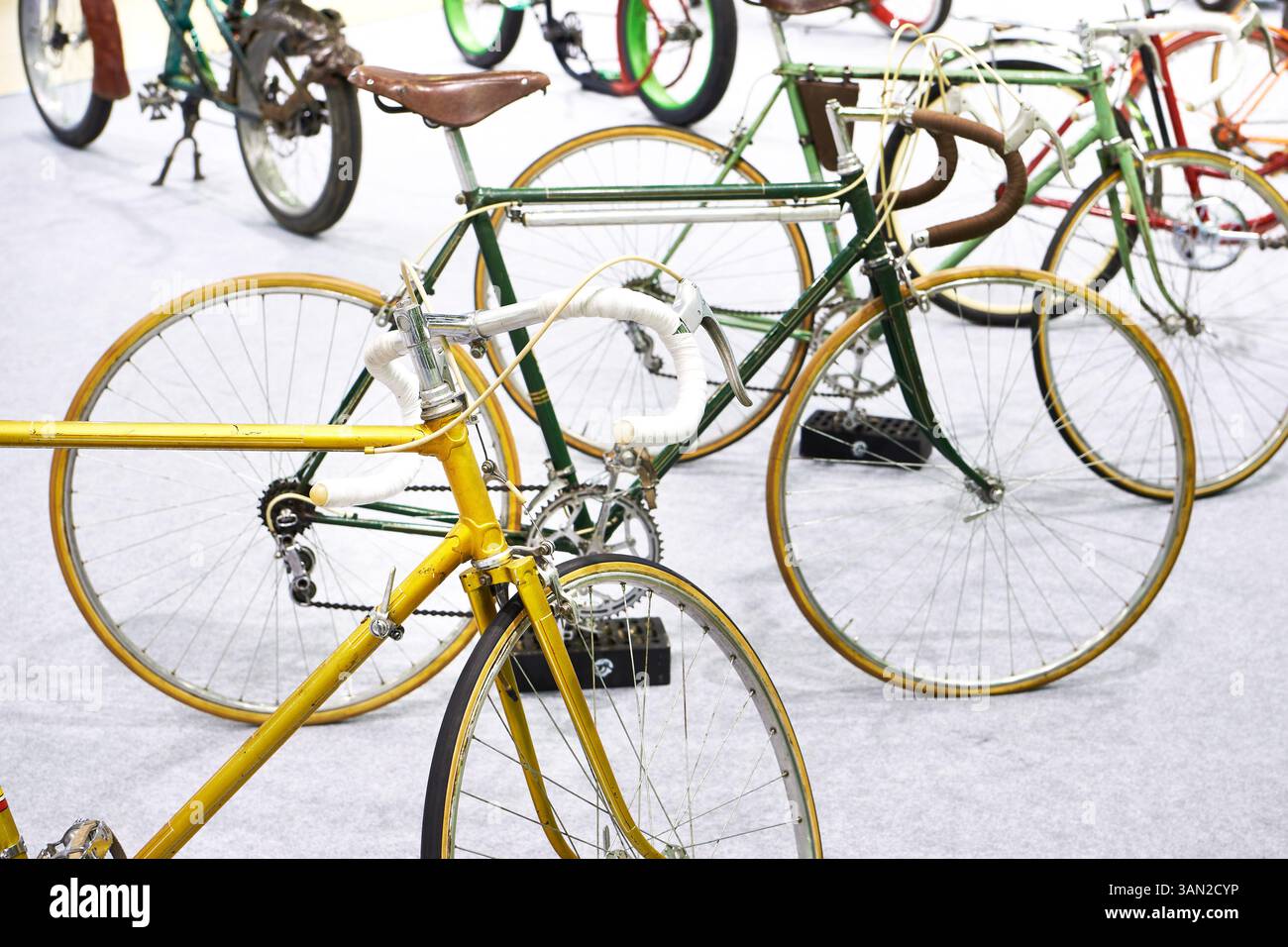 Classic bikes on display hi-res stock photography and images - Alamy
