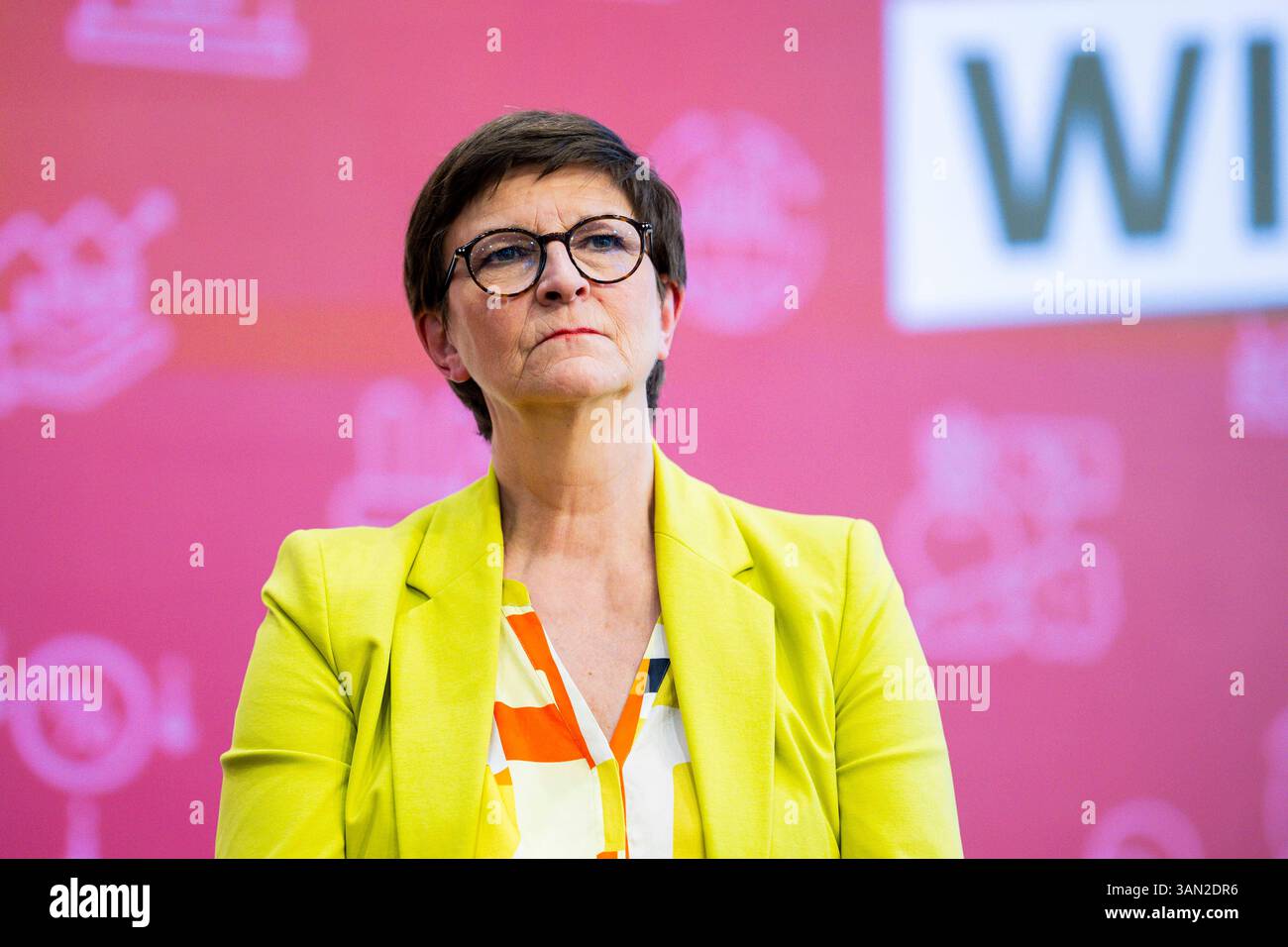 14.04.2025 - Dialogkonferenz der SPD-Parteispitze in Hannover vor dem ...