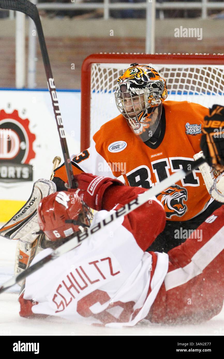 Justin schultz wisconsin hi-res stock photography and images - Alamy