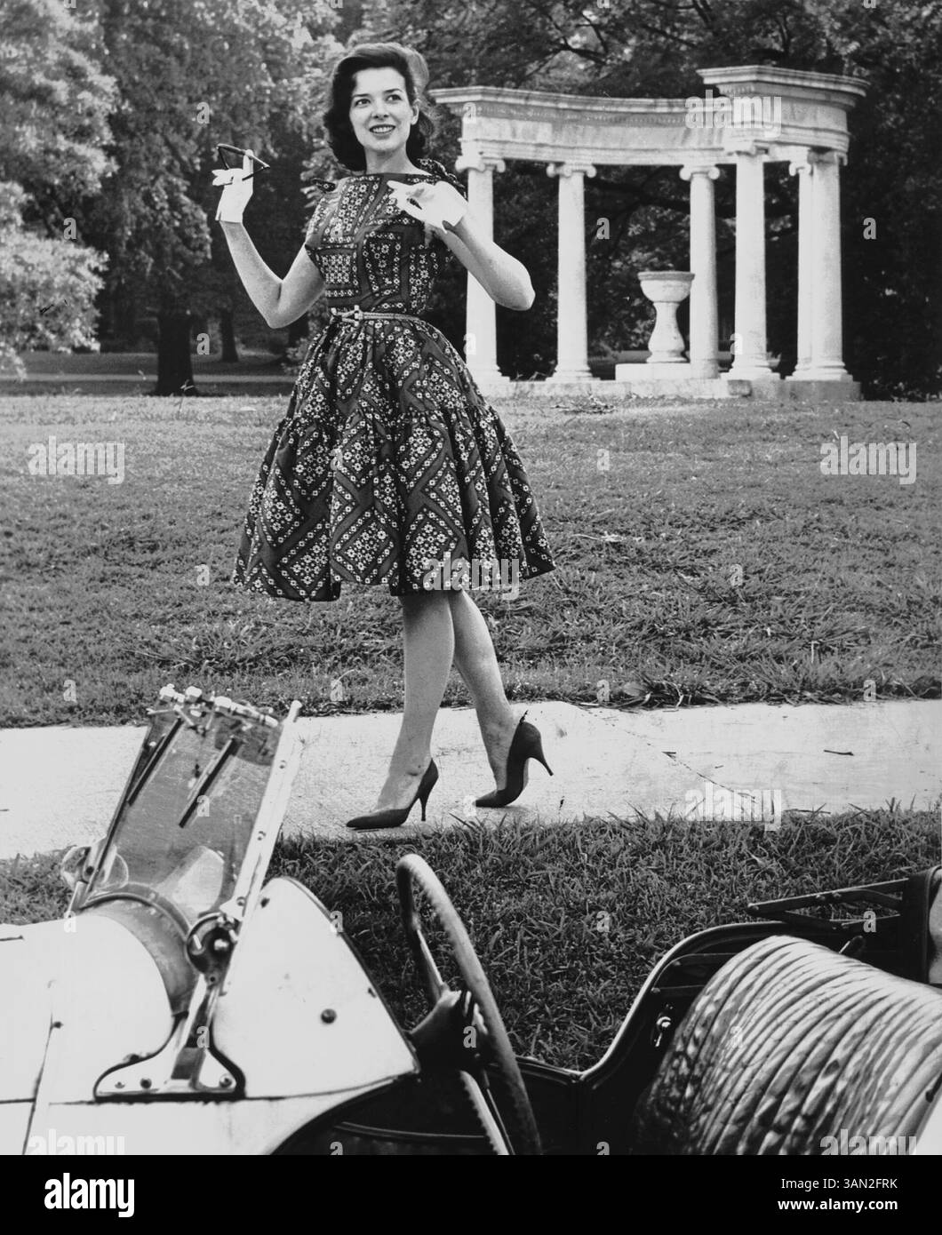 DIXIE CARTER (May 25, 1939 - April 10, 2010) was an American film ...