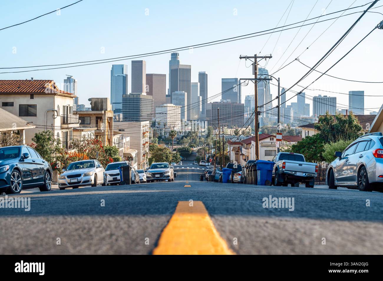 Los angeles california neighborhood hi-res stock photography and images ...
