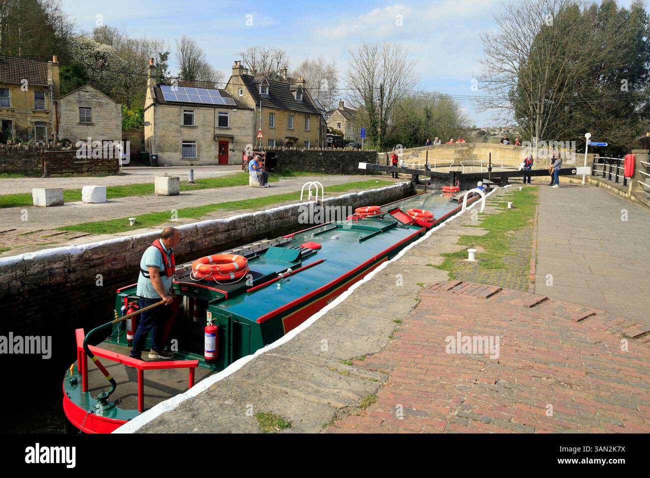 Messing around in small boats hi-res stock photography and images - Alamy