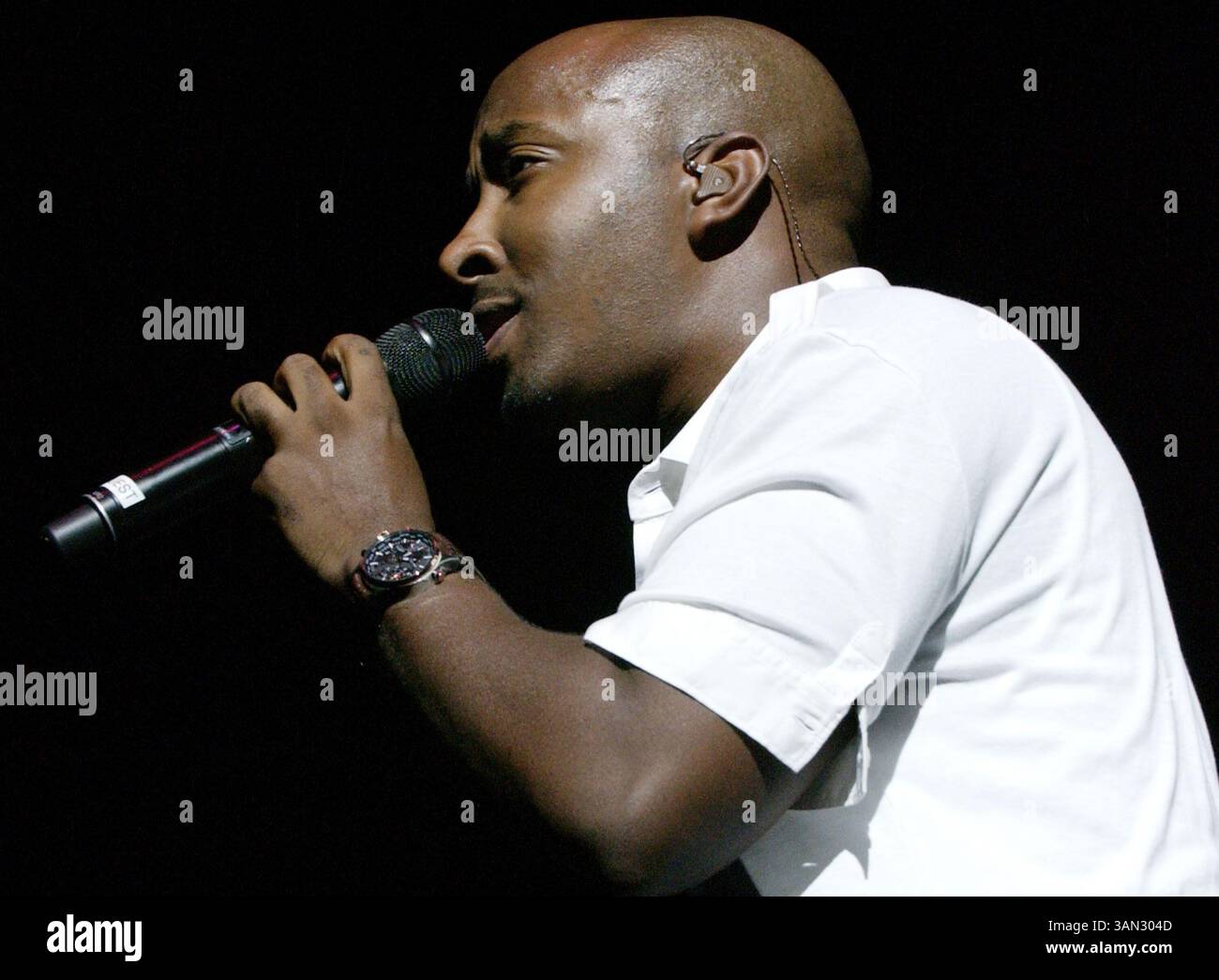 Oct 11, 2008 - Tampa, Florida, USA - Singer DAVID YOUNG live at Ford ...