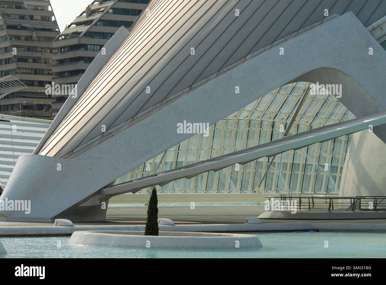 Oct 14, 2008 - Valencia, Spain - City of Science and Arts by award ...
