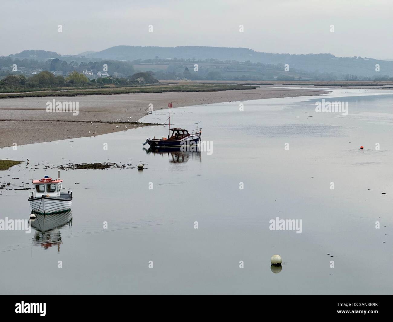 River Axe, Seaton to Colyton, Devon England: River Views Stock Photo - Alamy