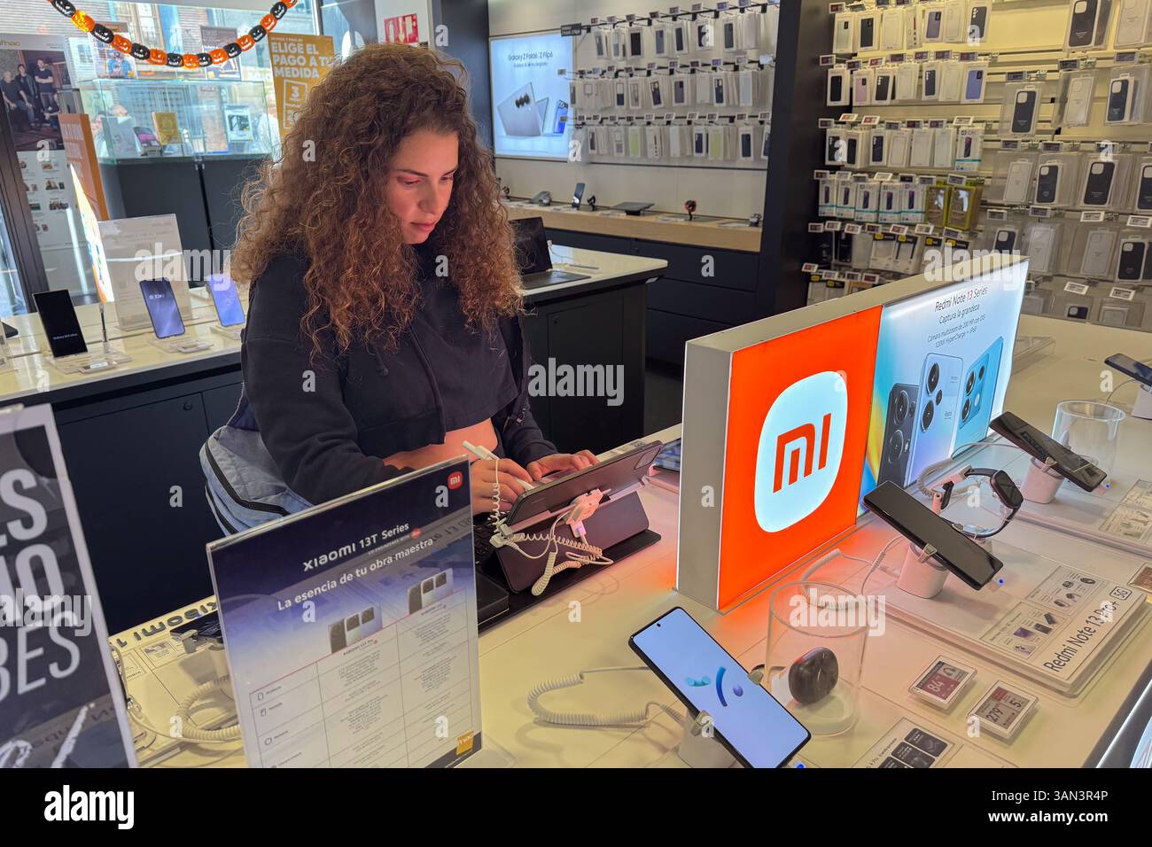 Tech gadget in smart hi-res stock photography and images - Alamy