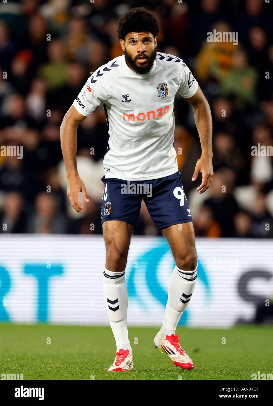Coventry City's Ellis Simms during the Sky Bet Championship match at ...