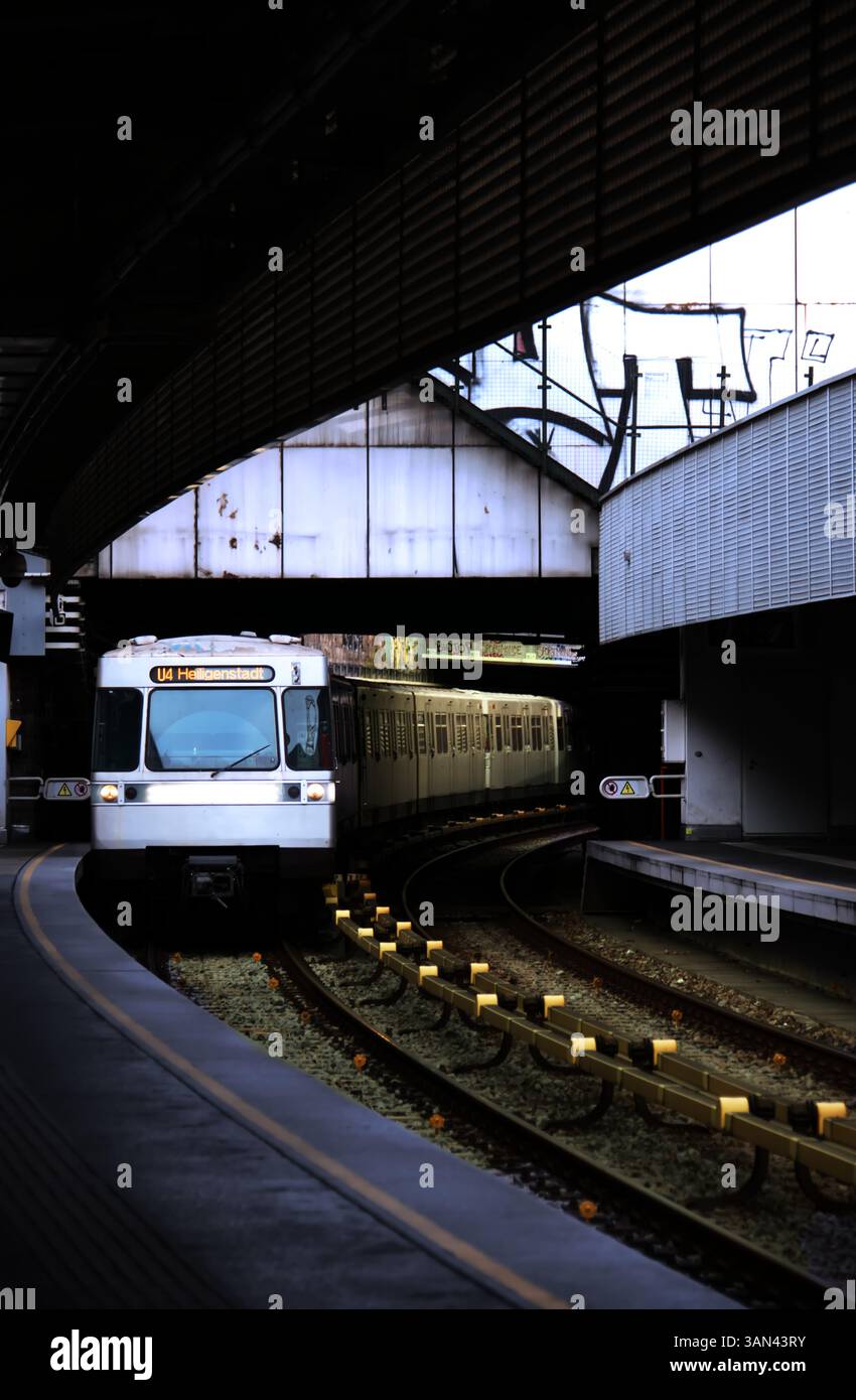 VIENNA, AUSTRIA 12 APRIL 2025: Vienna Metro train arriving at platform ...