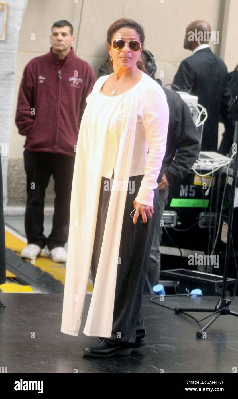 Oct 01, 2009 - New York, New York, USA - Choreographer DEBBIE ALLEN at ...