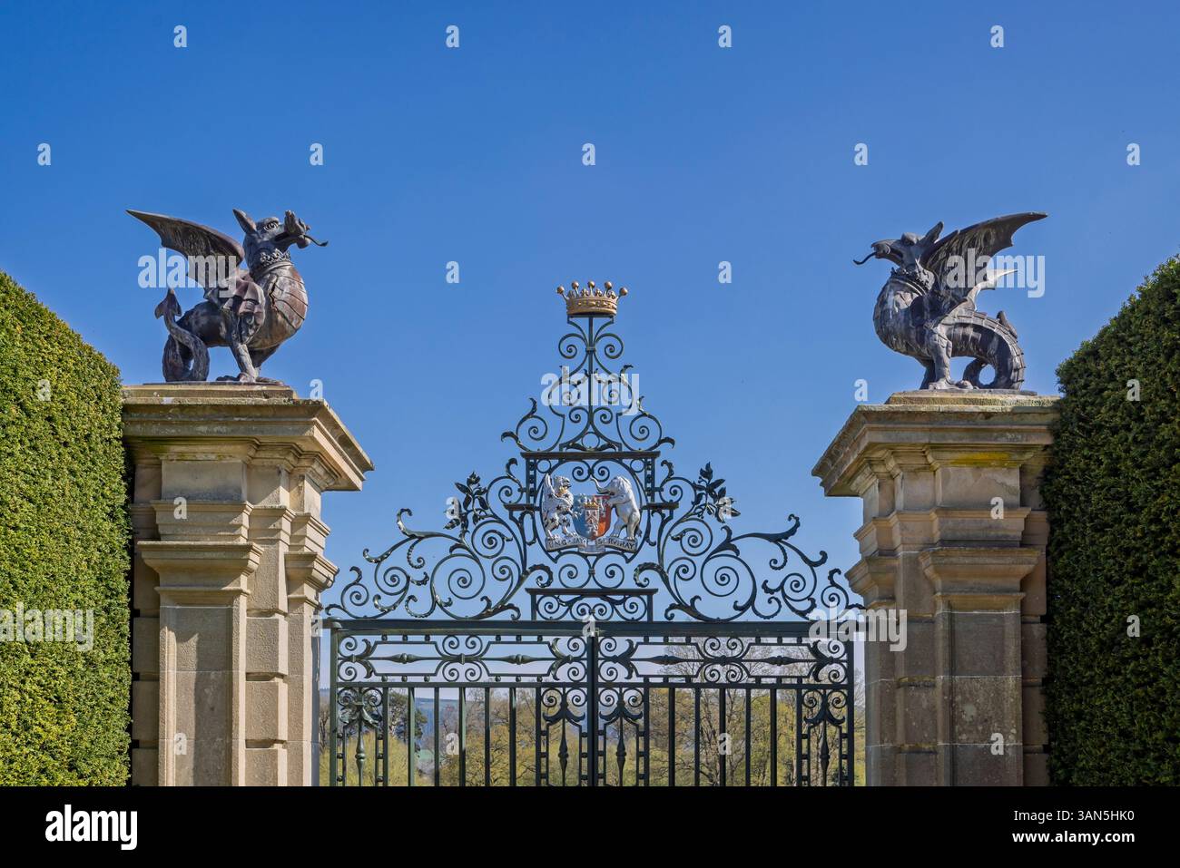 Bodley gates hi-res stock photography and images - Alamy