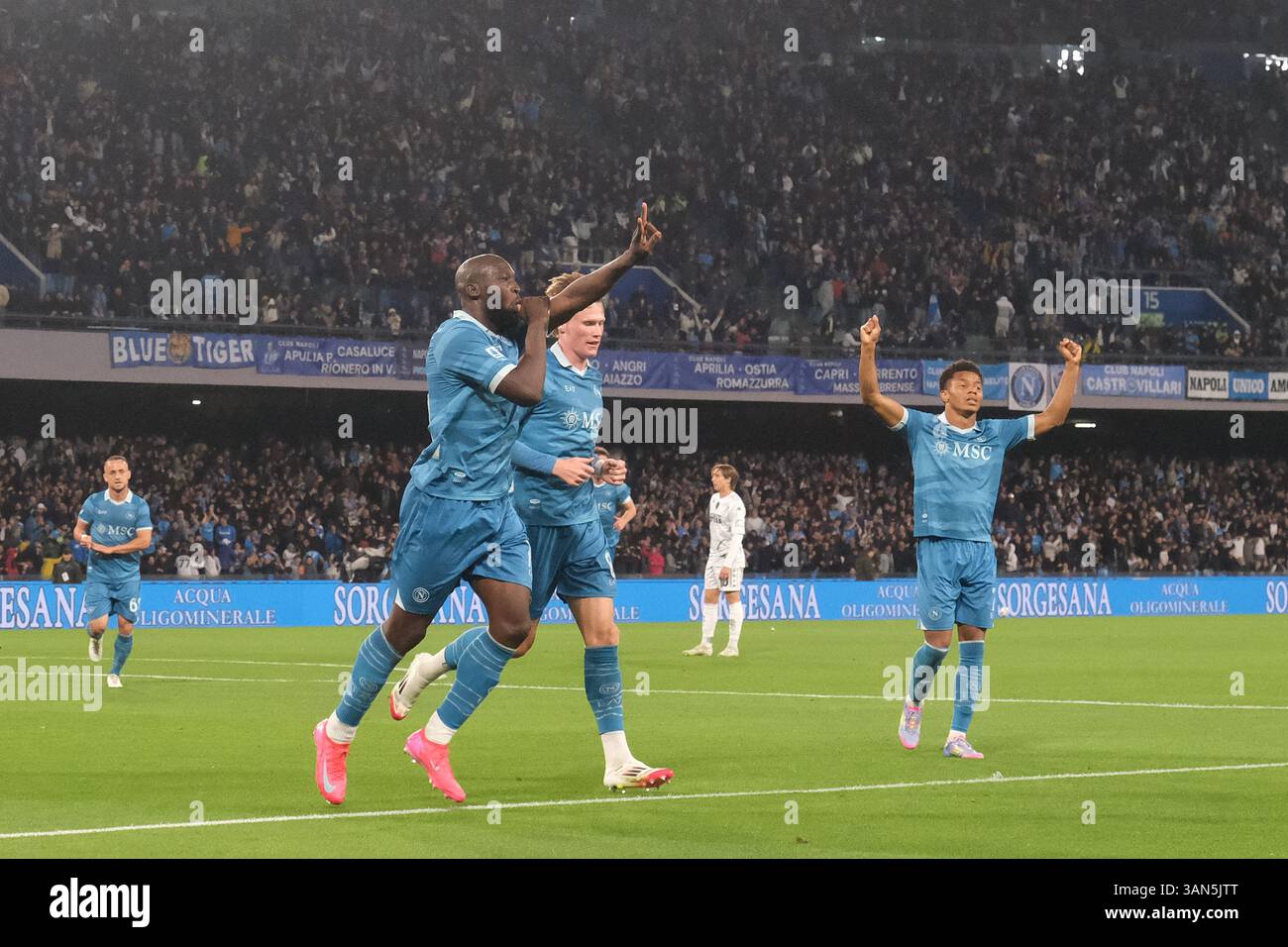 Napoli, Italia. 13th Apr, 2025. Napoli's Romelu Lukaku celebrates after ...