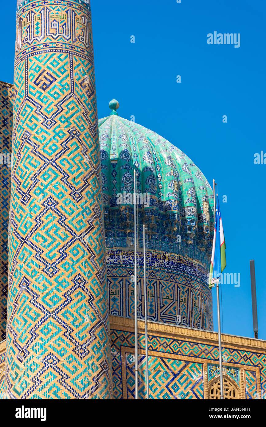 Madrasah of Registan Square in Samarkand, Uzbekistan Translation: in ...