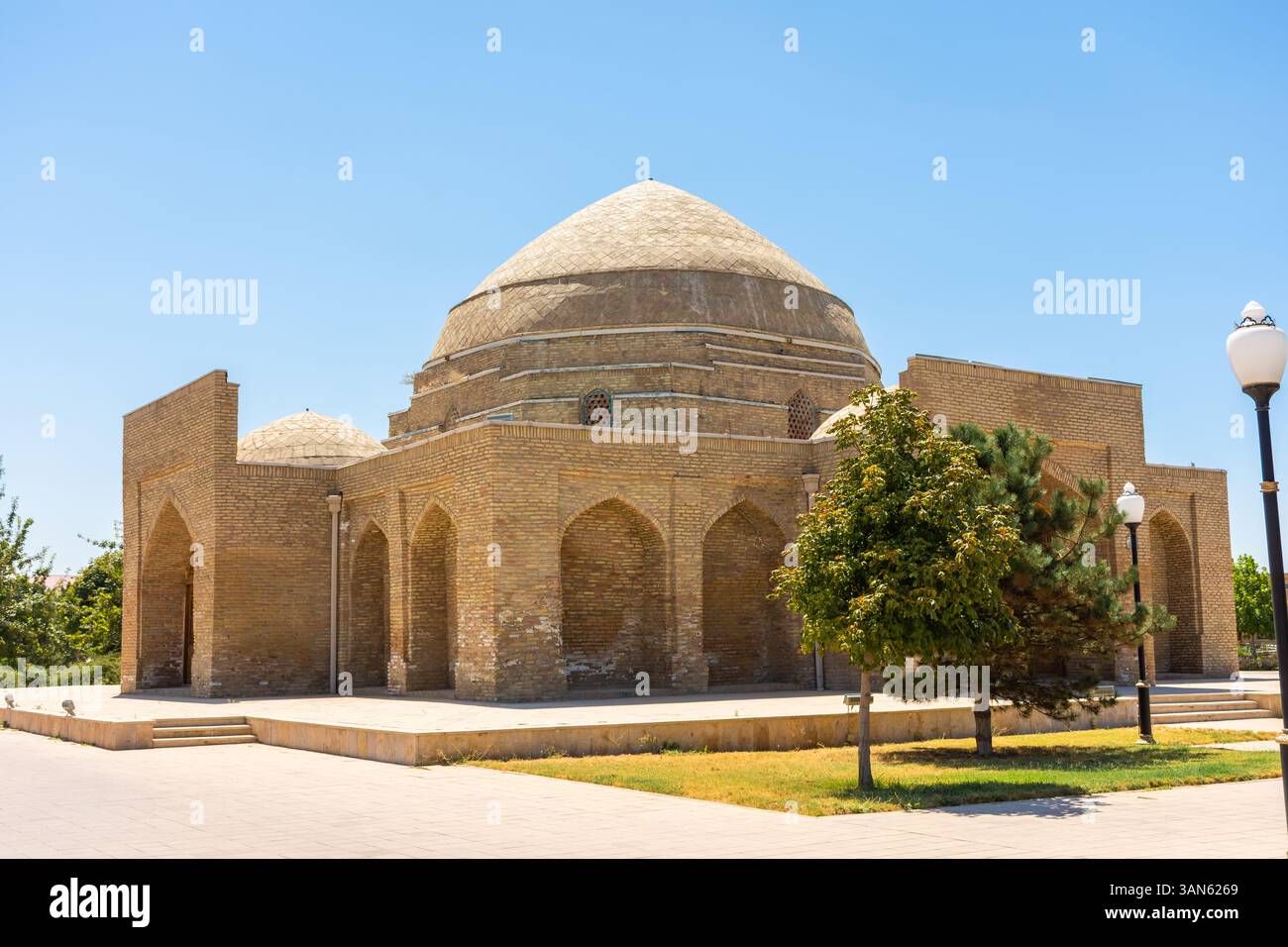 Ancient architecture of Shahrisabz, Uzbekistan Stock Photo - Alamy