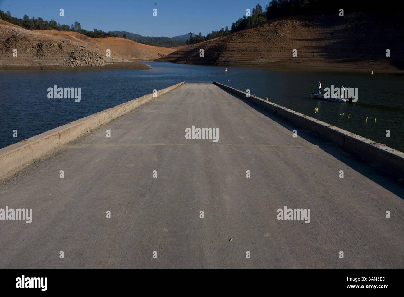 The old Highway 99 bridge, half-submerged in Lake Shasta is now a ...