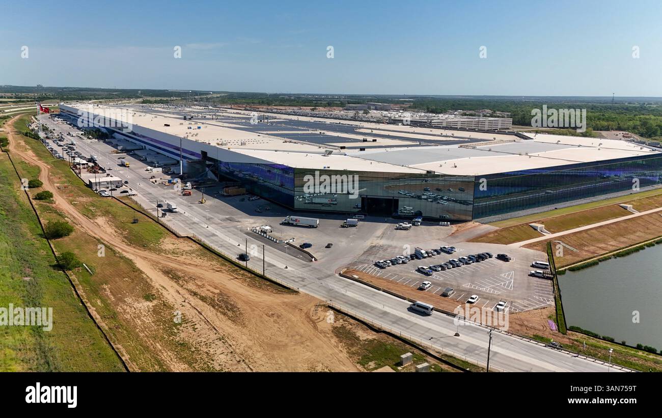 Austin, Texas, USA. 14th Apr, 2025. The Tesla Gigafactory, located just ...