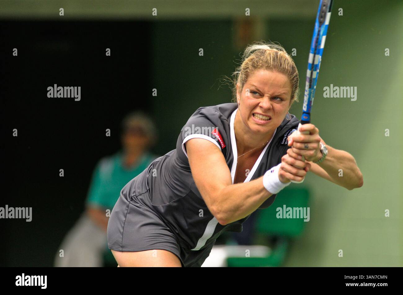 March 28,2010 Kim Clijster (BEL) 6-0, 6-1 defeats Shahar Peer (ISR) in ...