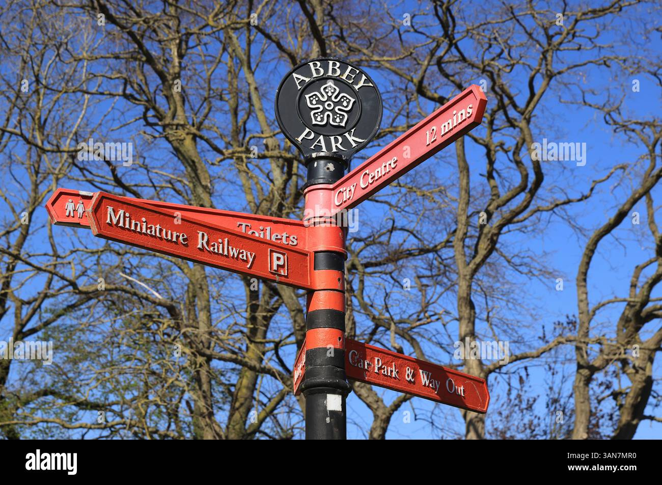 Abbey Park, lovely park around the River Soar, in north Leicester, in ...
