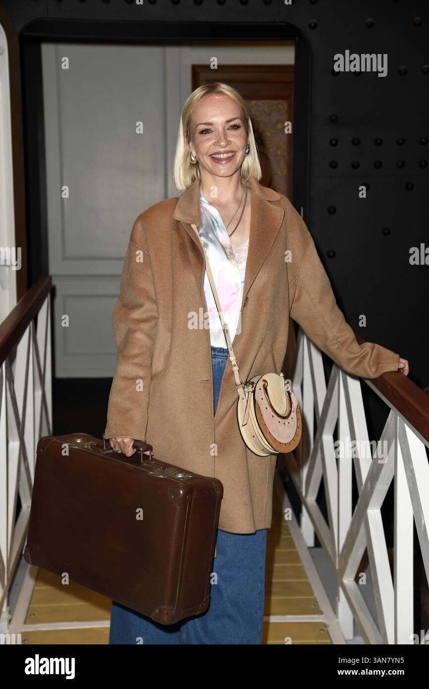 Janin Ullmann beim Opening Event zur TITANIC Ausstellung in Hamburg am ...