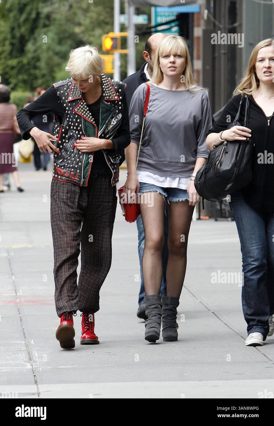 Agyness deyn soho hi-res stock photography and images - Alamy