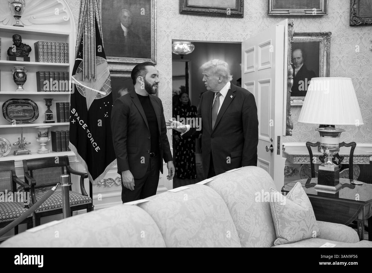 President Donald Trump hosts a bilateral meeting with President Nayib ...