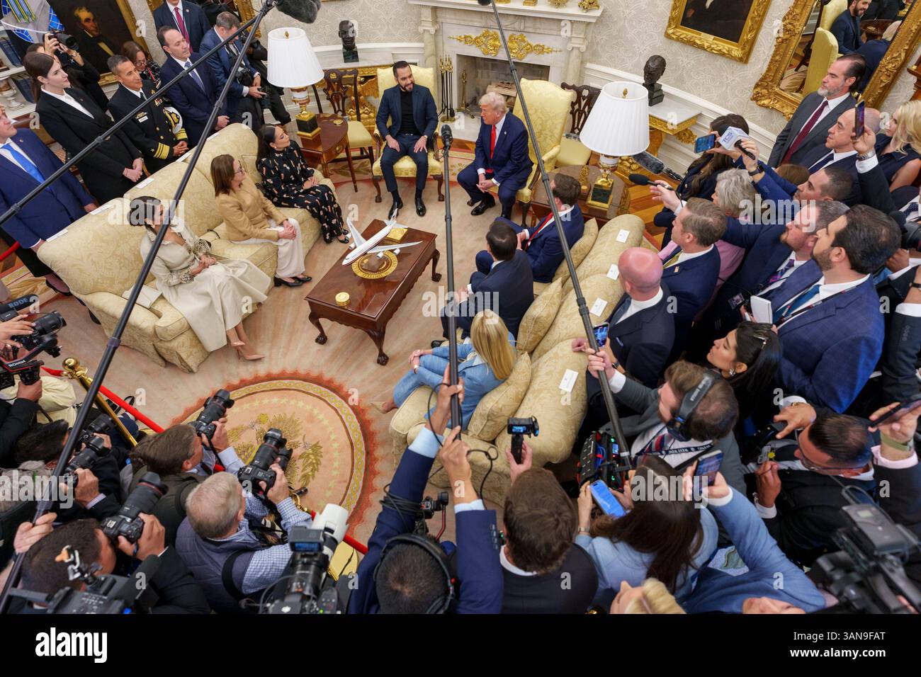 President Donald Trump hosts a bilateral meeting with President Nayib ...