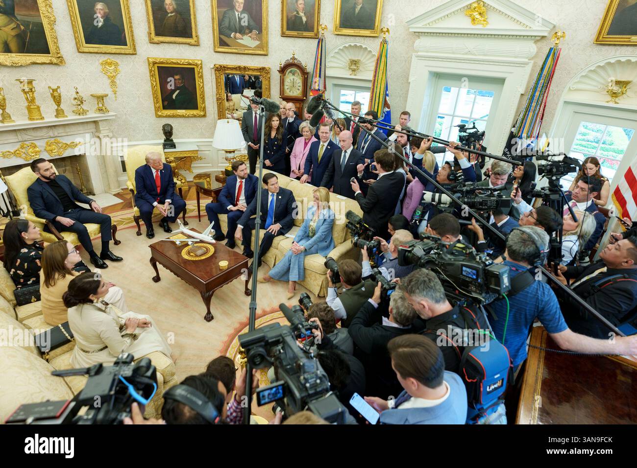 President Donald Trump hosts a bilateral meeting with President Nayib ...