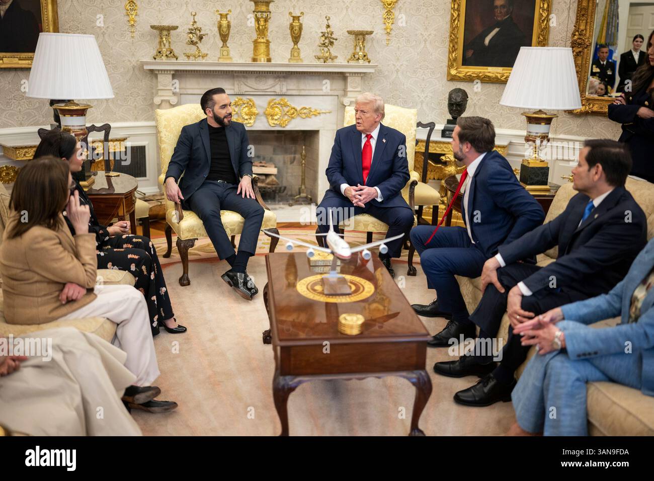 President Donald Trump hosts a bilateral meeting with President Nayib ...