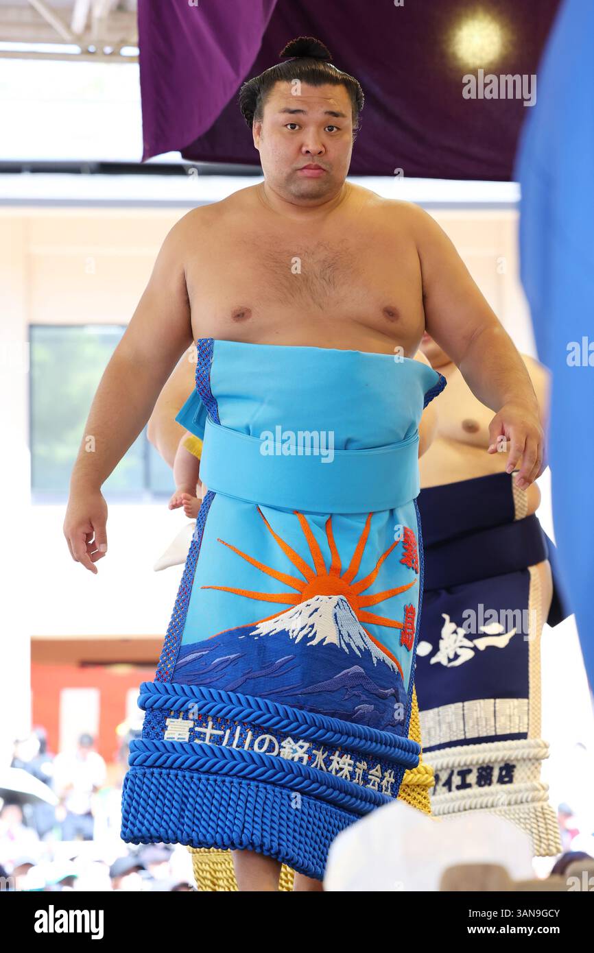 Tokyo Japan. 14th Apr, 2025. Kirishima, APRIL 14, 2025 - Sumo : Annual sumo tournament dedicated ...