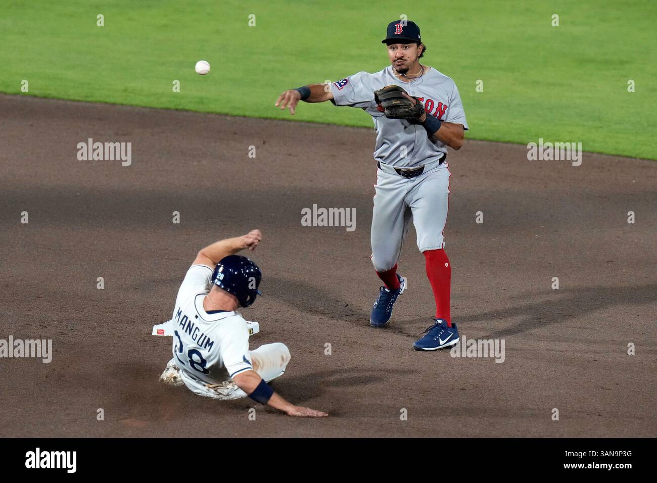 Boston Red Sox second baseman David Hamilton forces Tampa Bay Rays ...