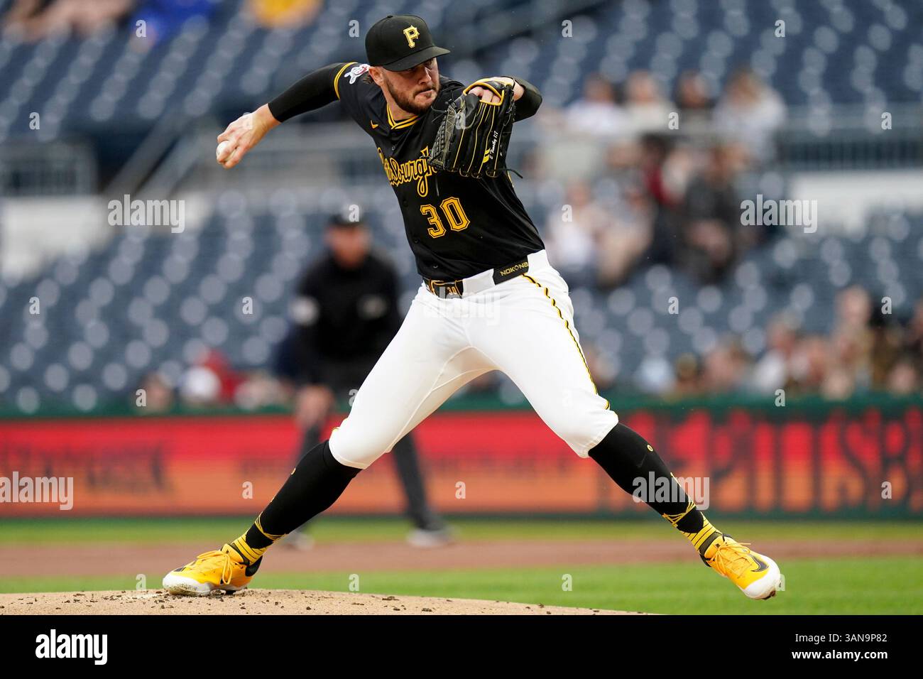 Pittsburgh Pirates pitcher Paul Skenes delivers during the first inning ...