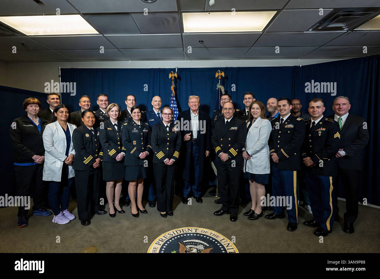 President Donald Trump visits Walter Reed National Military Medical ...