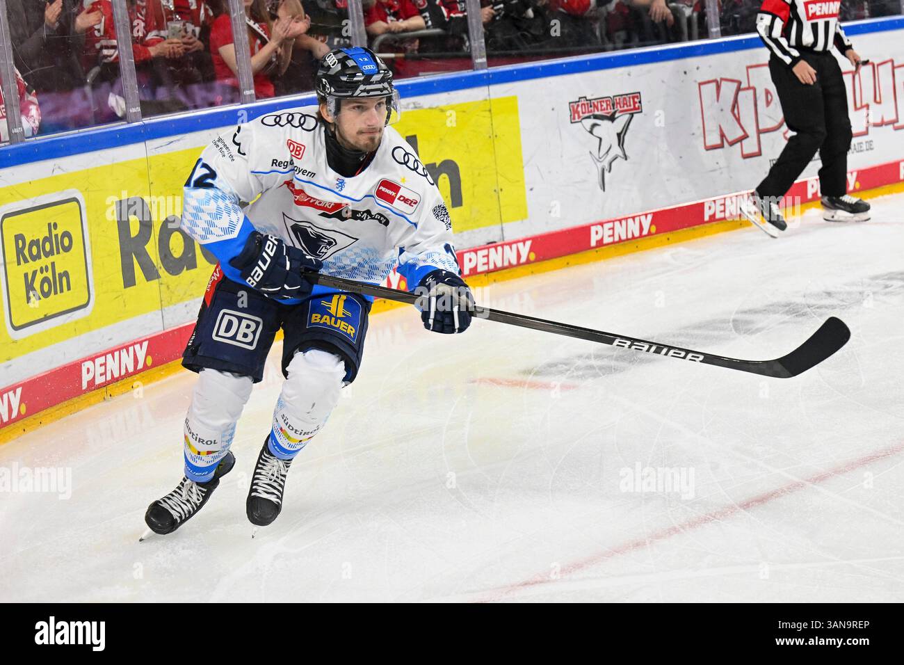 Eishockey DEL - 24/25 - Playoff-Halbfinale Spiel 6: Kölner Haie vs ERC ...