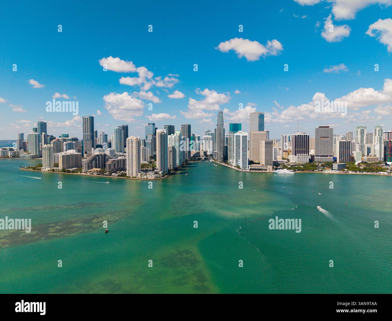 Panoramic modern architecture in Miami downtown, Florida. Miami skyline ...