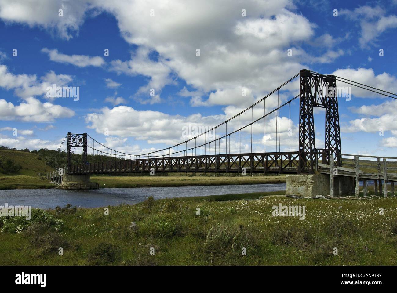 Alte Bruecke ueber den Rio Grande, Chile, South America Stock Photo - Alamy
