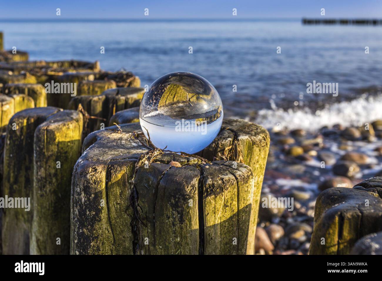 Balls breaking glass hi-res stock photography and images - Alamy