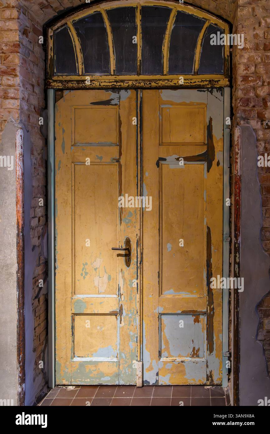 Interior view, former Alpine house on the historic site of the ...