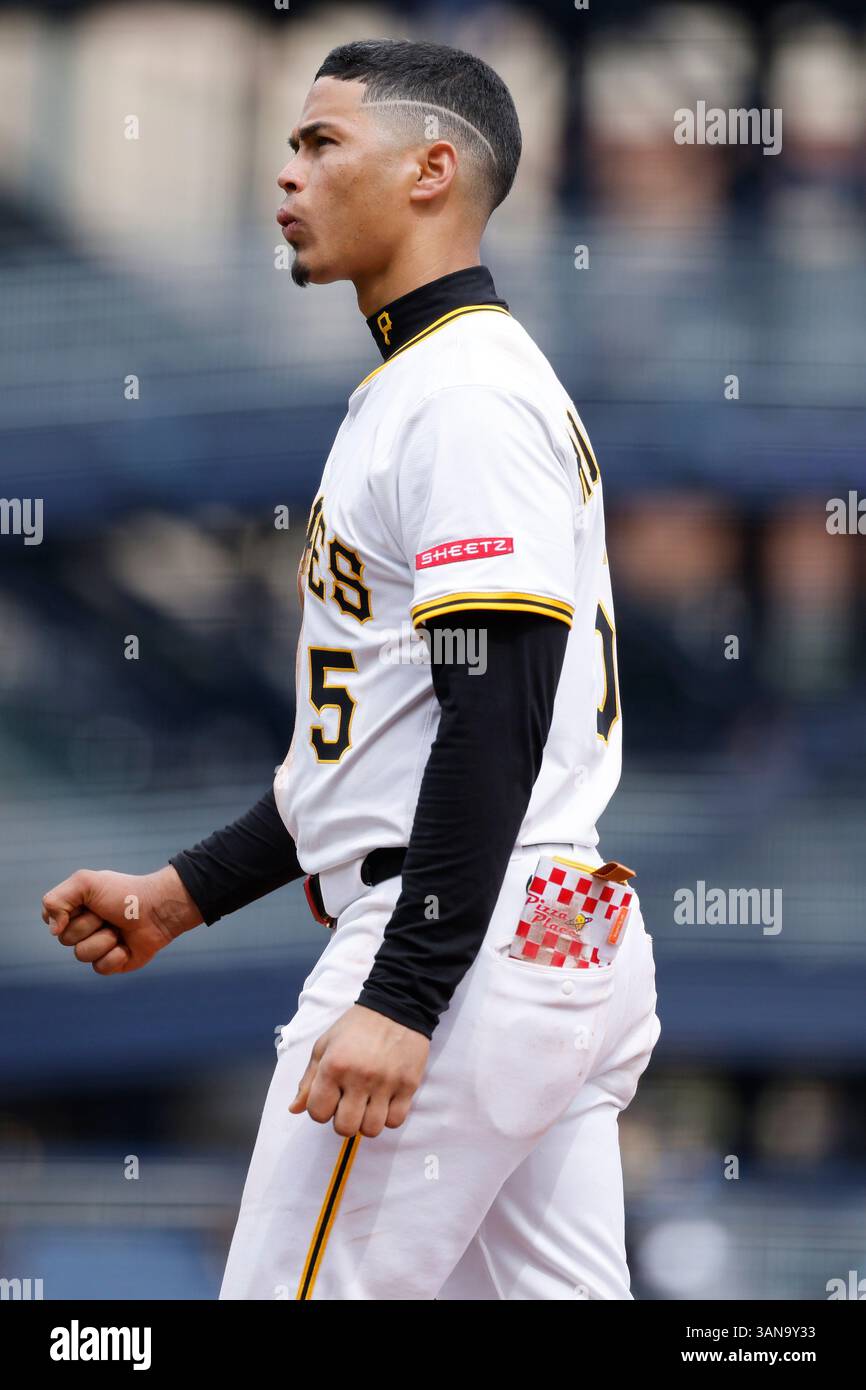 PITTSBURGH, PA - APRIL 09: Pittsburgh Pirates first baseman Endy ...