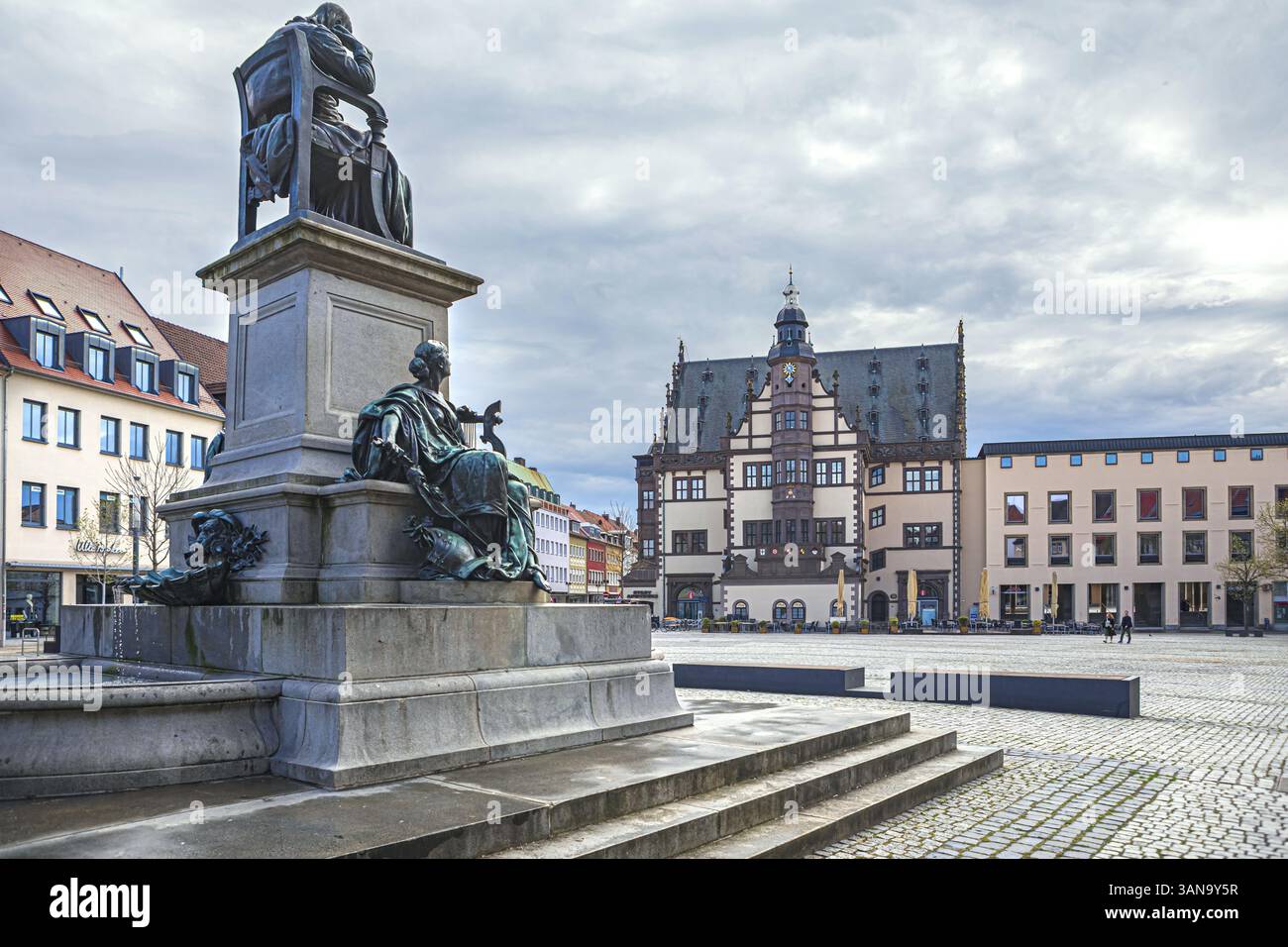 Market with Friedrich Rueckert monument and town hall in Schweinfurt ...