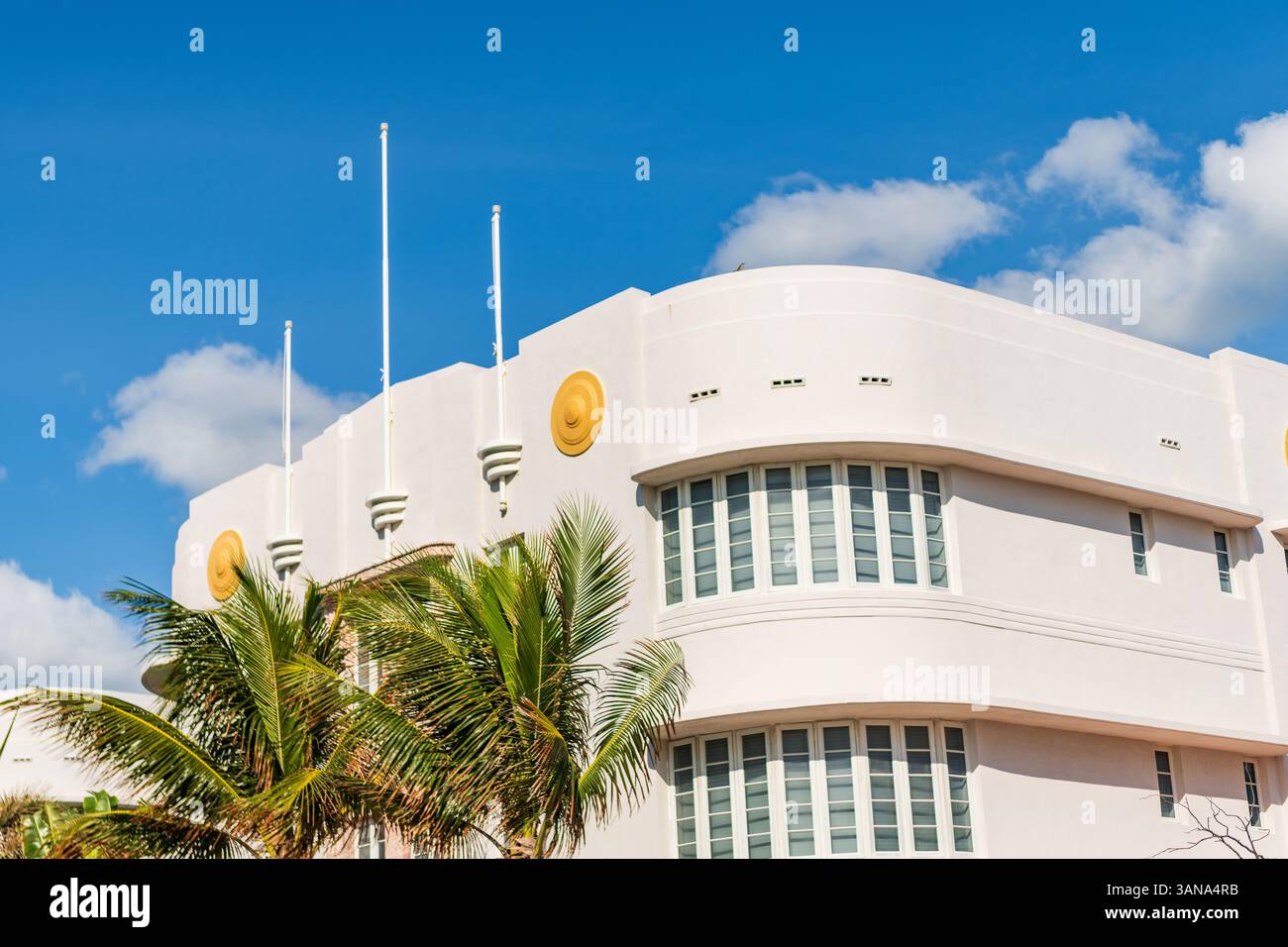 Ocean drive. Miami South Beach in Ocean Drive. Art Deco building ...