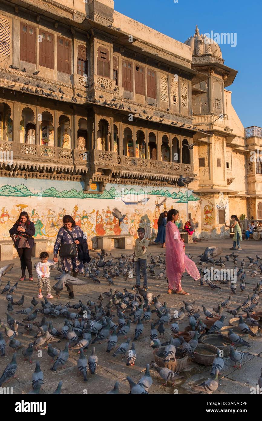 Gangaur Ghat Udaipur Rajasthan India Stock Photo - Alamy