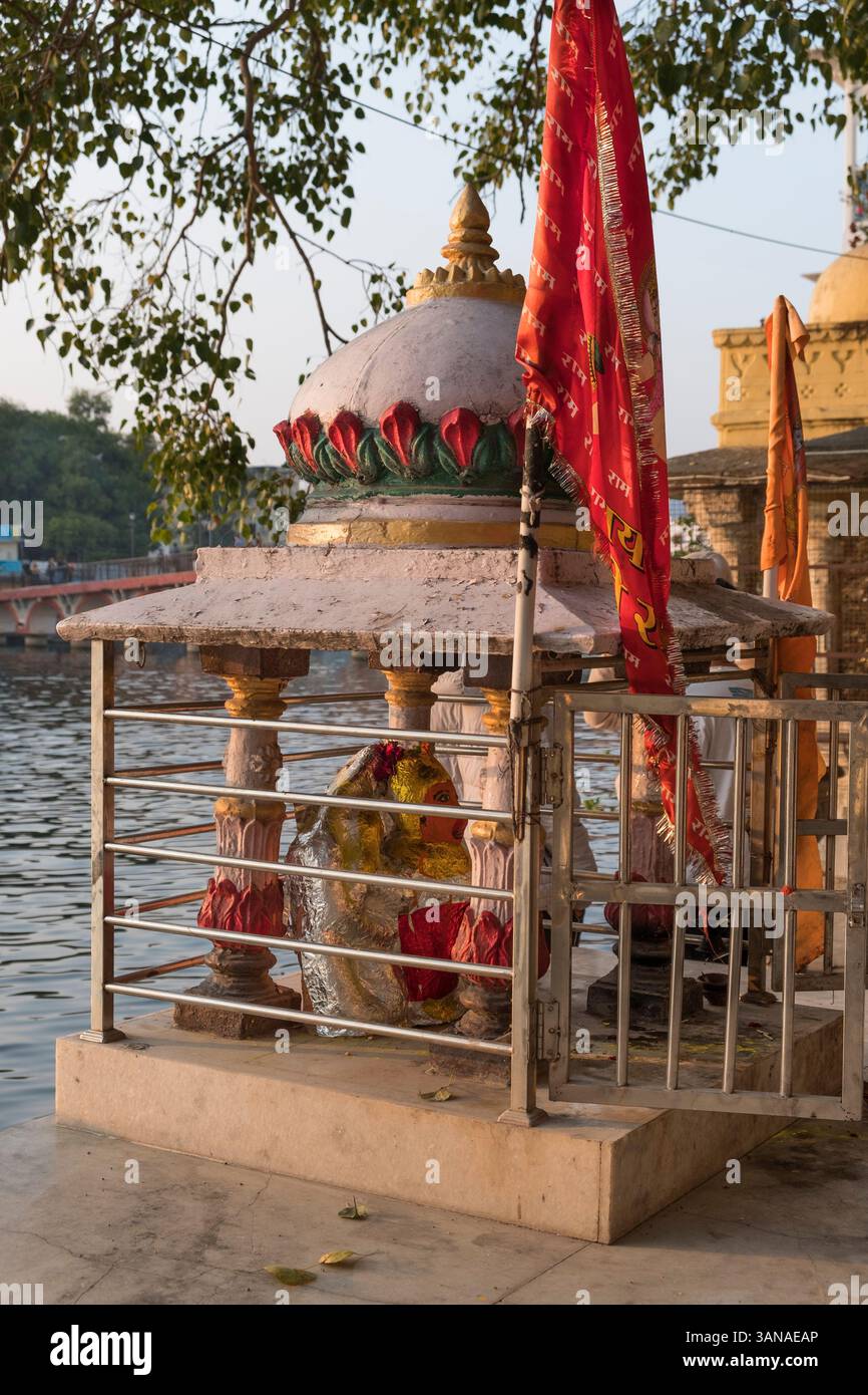 Hindu shrine Gangaur Ghat Udaipur Rajasthan India Stock Photo - Alamy