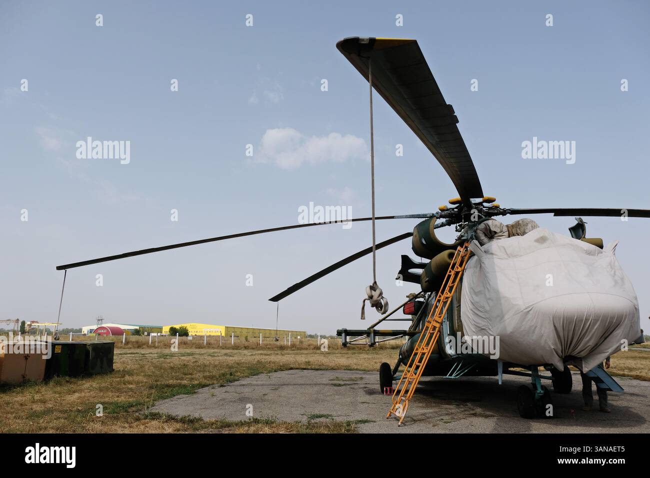 Helicopter flights. Military exercises Stock Photo - Alamy