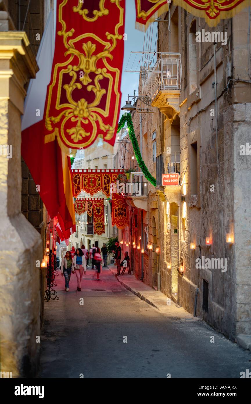Birgu by Candlelight Festival in Malta Stock Photo - Alamy